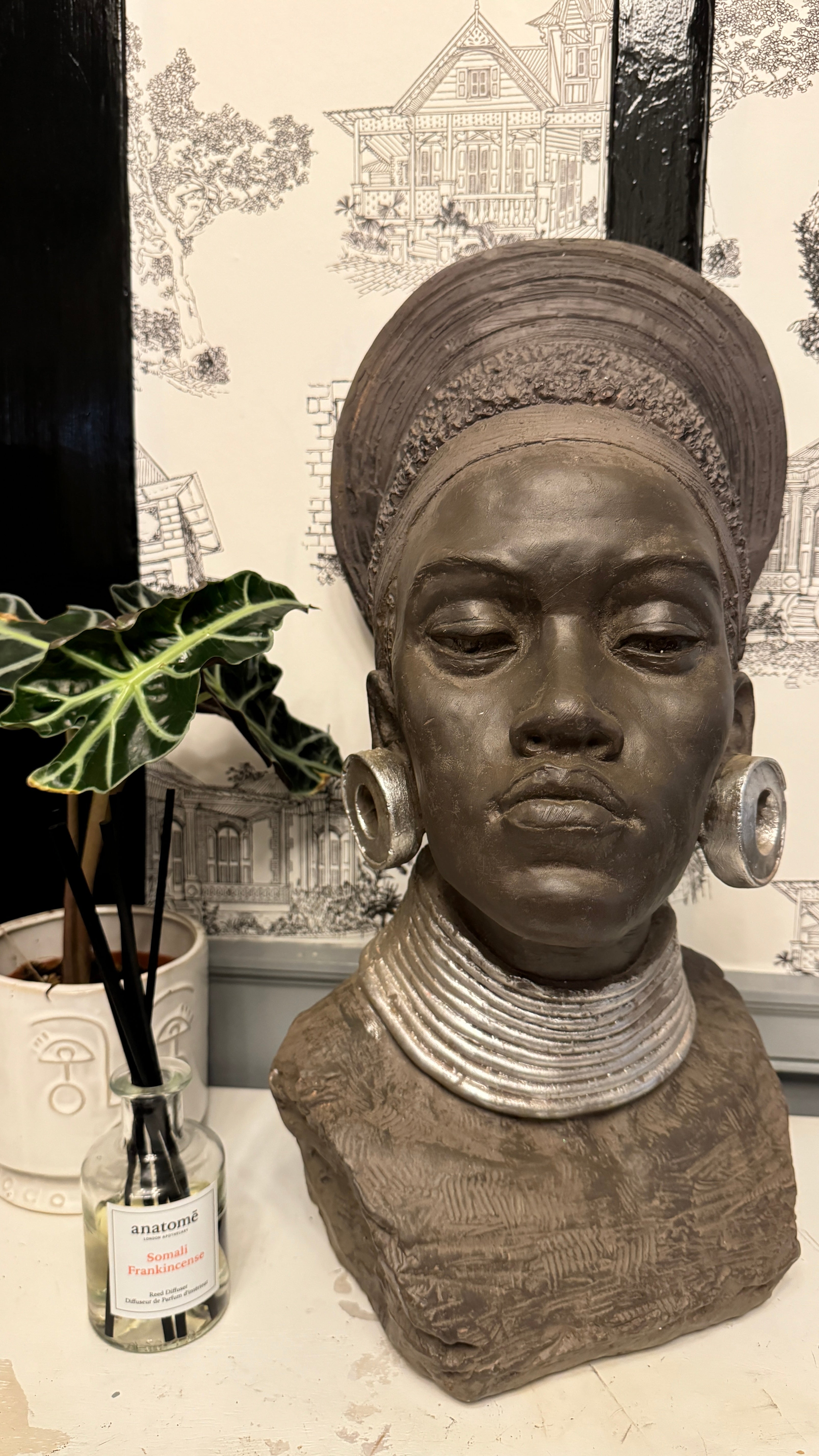 Aisha bust | African Lady Bust | The Cornrow